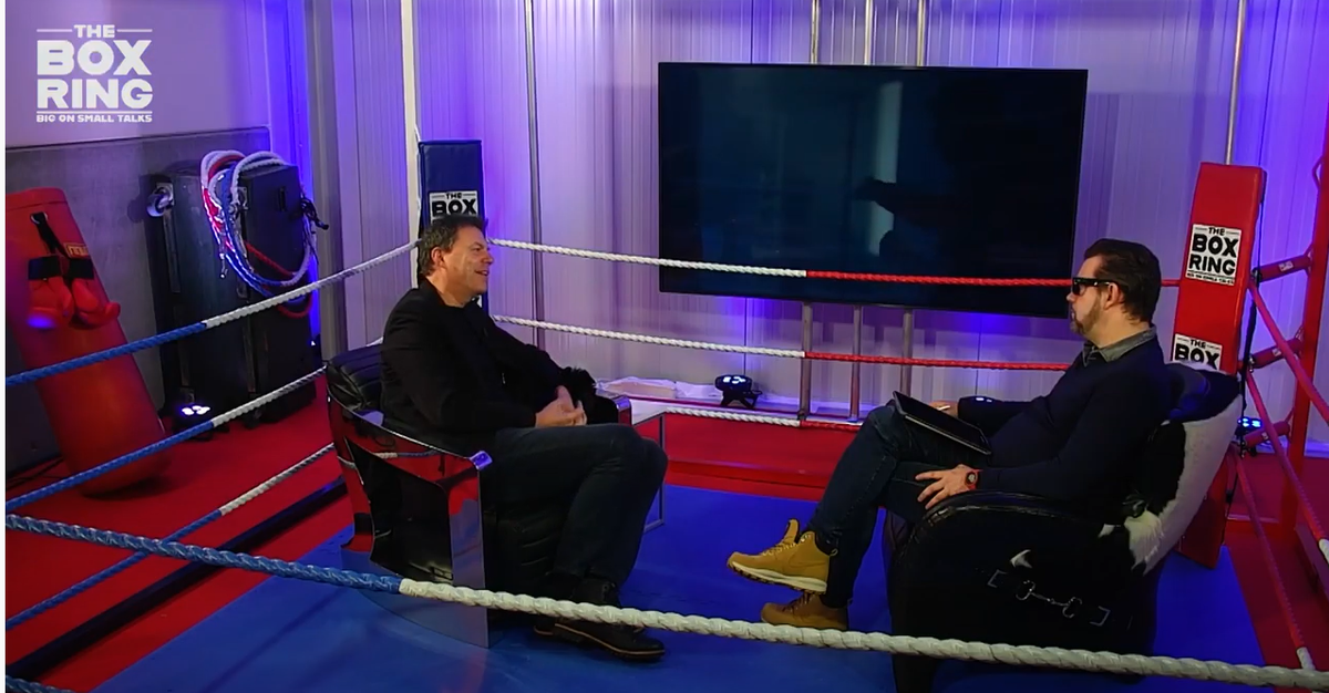 In the box ring met Joost - Camino